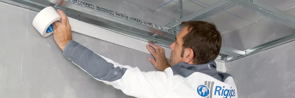 Trockenbau Decke: unsere Deckenplatten & -systeme | Rigips