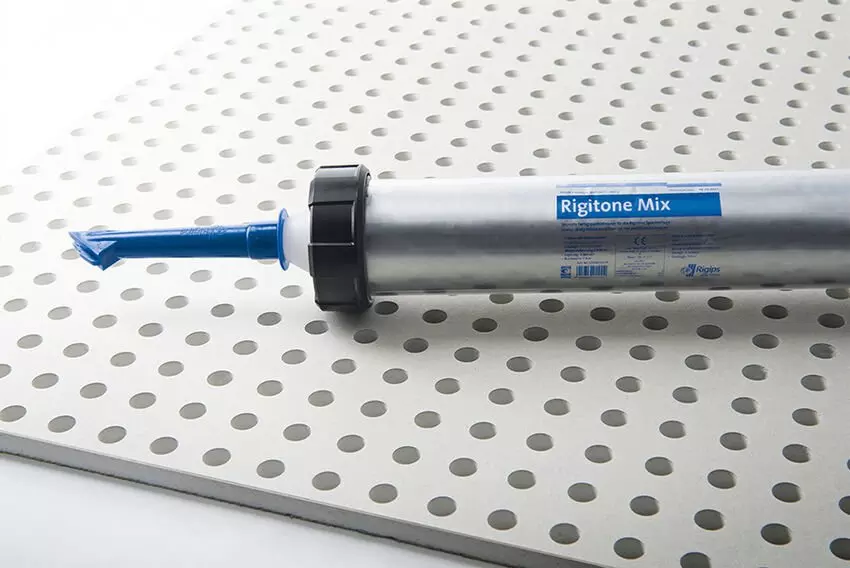 Hochwertige Akustikdecken schnell und sicher umgesetzt | Rigips